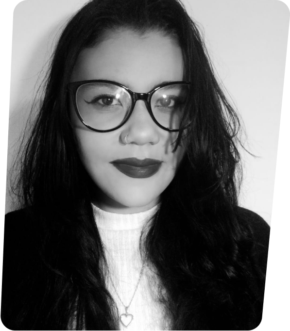 Thabata - Desenvolvedora e Designer